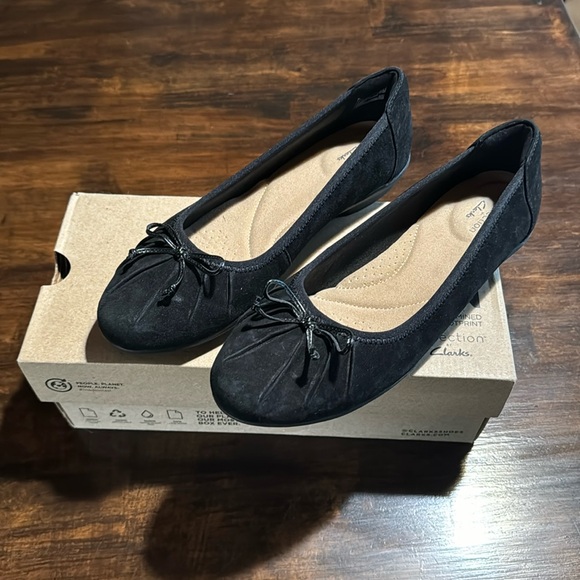 Clarks | Shoes | Clarks Collection Sara Aster Black Suede New With Box ...